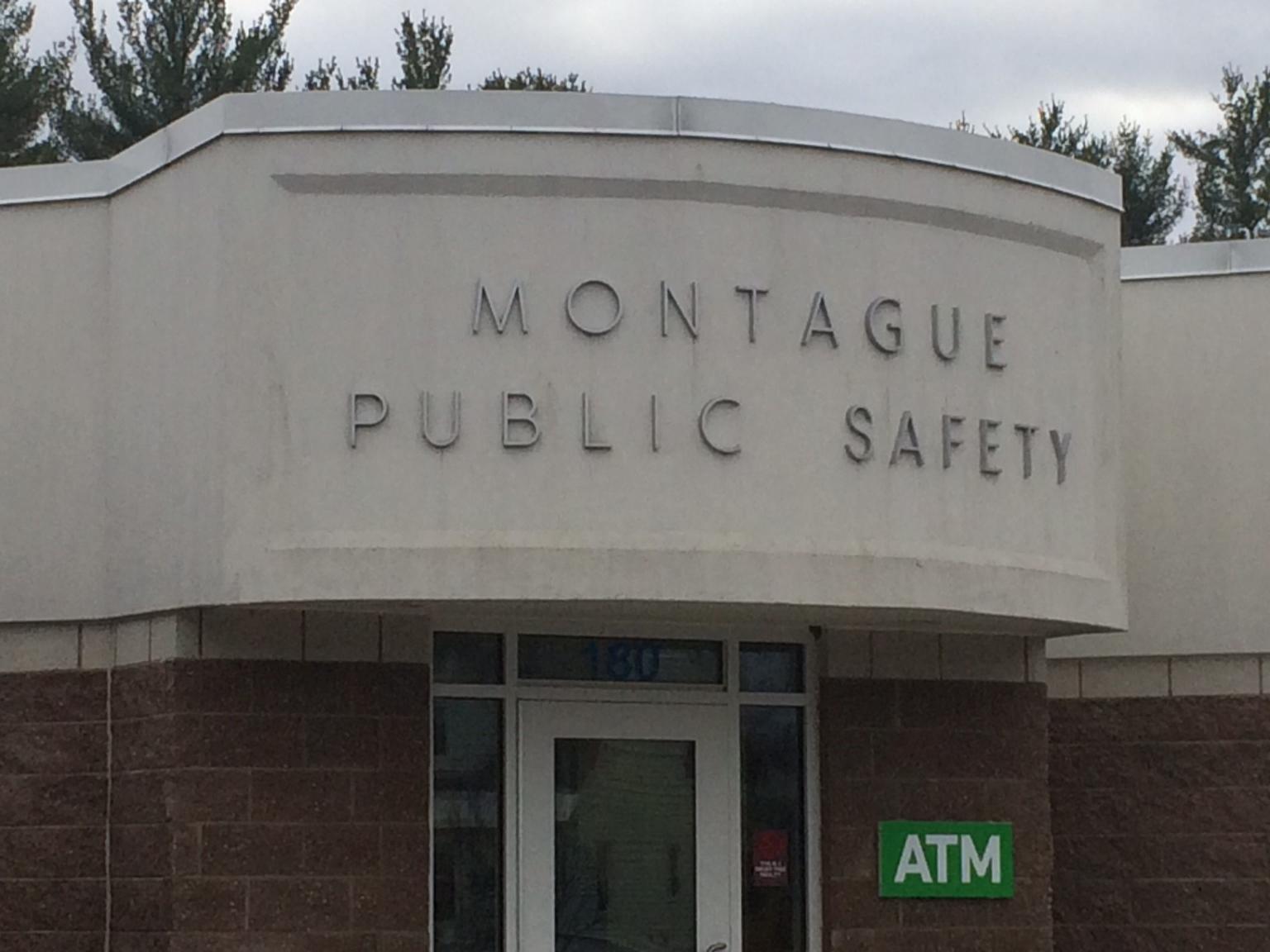 Police negotiated domestic violence suspect out of barricade | 98.3 FM WHAI